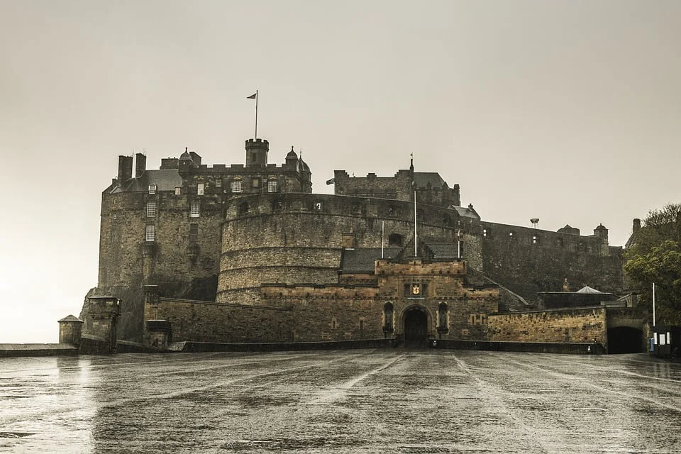 The Best 20 Castles to Visit in Scotland (Listed by Popularity)