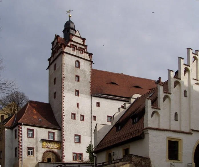 Colditz Castle - Emblem of Grim European (History & Travel Tips)